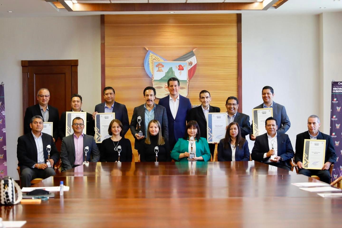 Entrega Fayad Premio a la Innovación Gubernamental - Diario Vía Libre