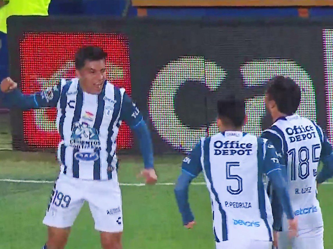 Ari Contreras, décimo debut de Almada con el Pachuca - Diario Vía Libre