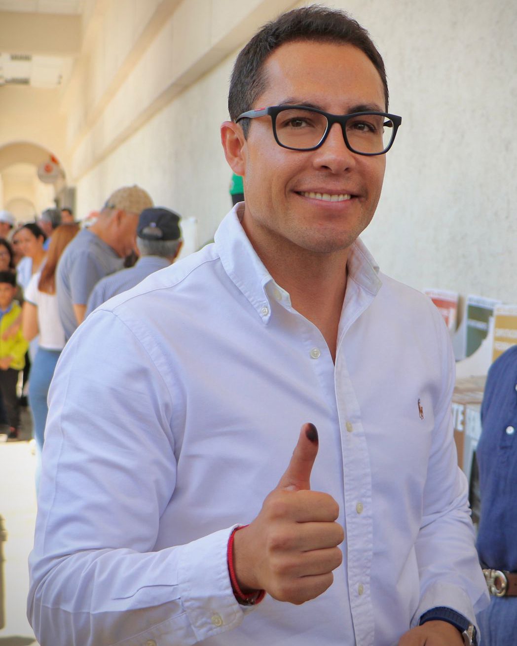 Ventaja de Jorge Reyes sobre Benjamín Rico - Diario Vía Libre