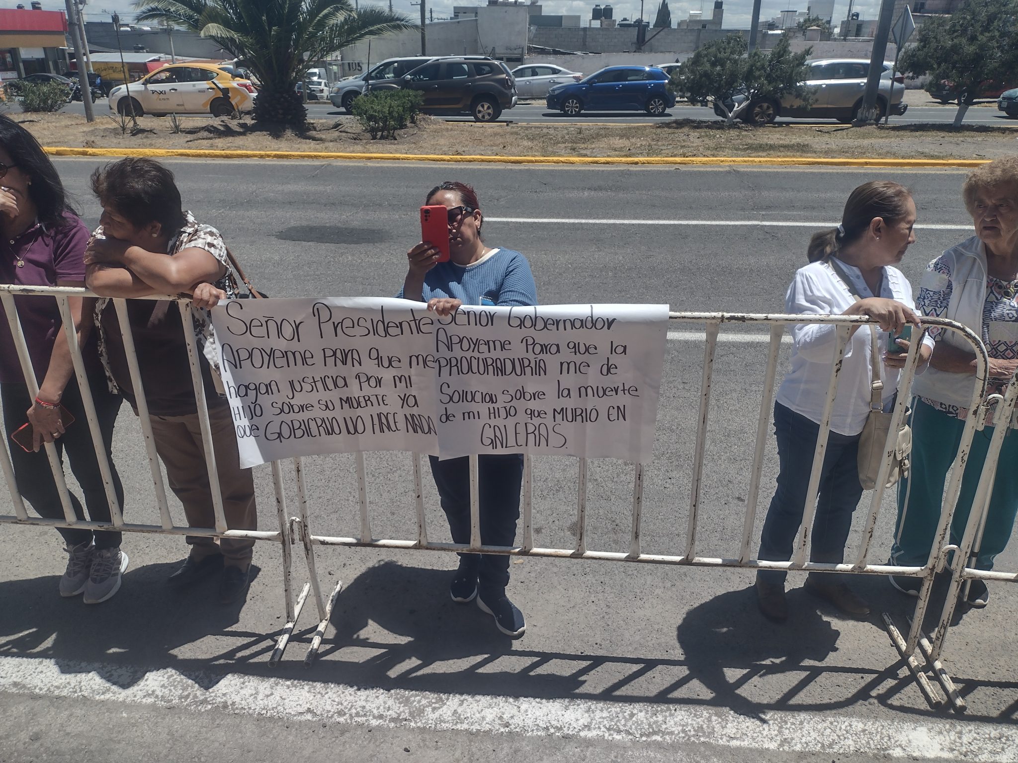 Madre pide justicia por la presunta muerte de su hijo - Diario Vía Libre