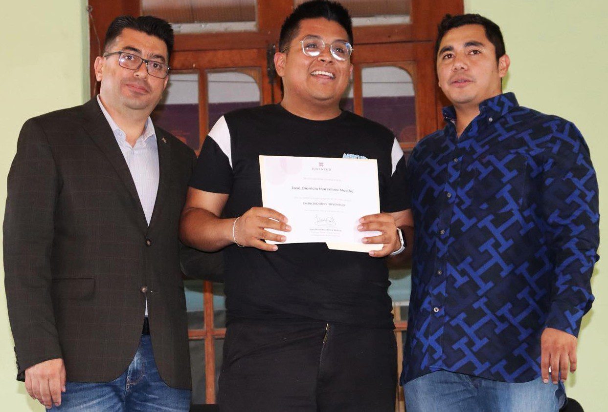 Impulsa a jóvenes emprendedores - Diario Vía Libre